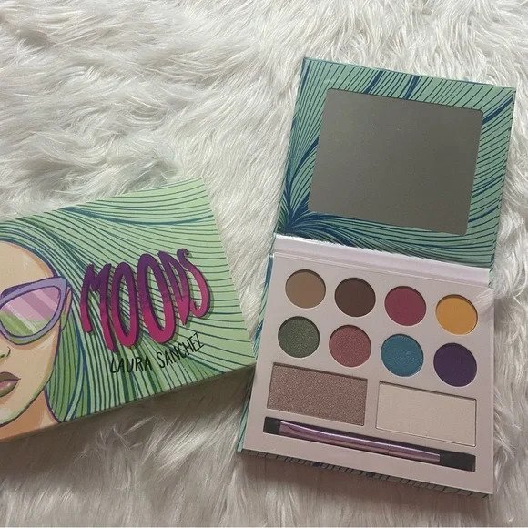 Best in Makeup Posh Party on Poshmark